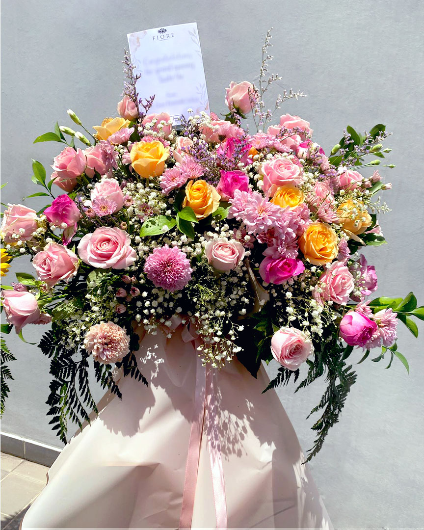 Fresh Standing Flower - Fiore Flowerist