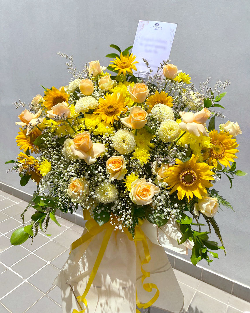 Fresh Standing Flower - Fiore Flowerist