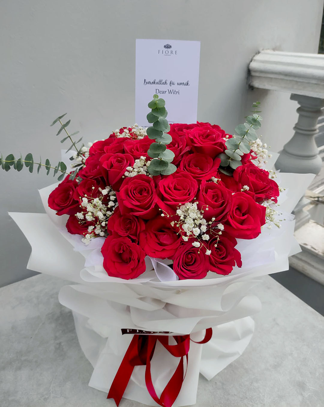 Welcome to Fiore Flowerist: Where Emotions Blossom in Every Petal